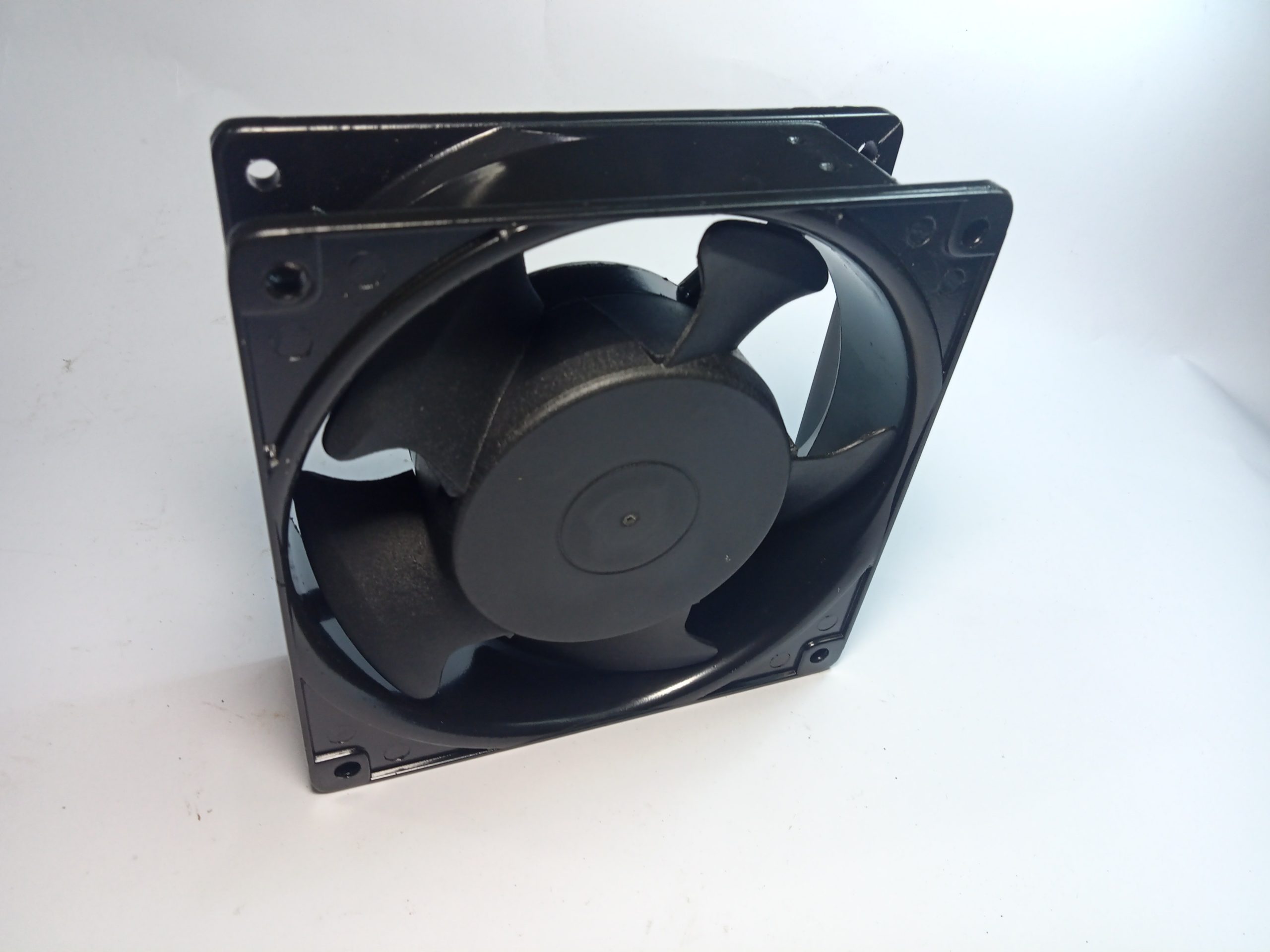 Toyo 4" Cooling Blower Fan 110 V AC 18W 1122 - factoryelectric.com.bd